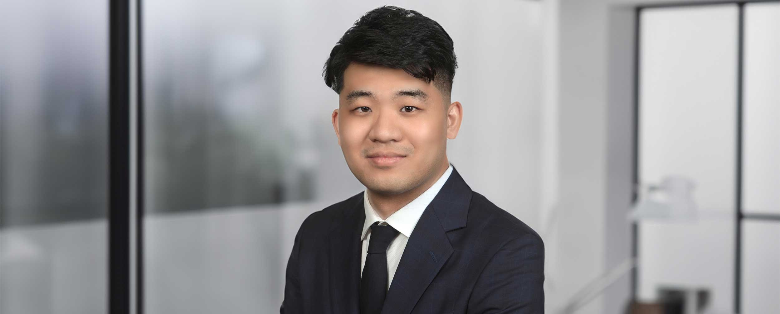 Peter Peng MFRM 2024 | Rotman School | University of Toronto