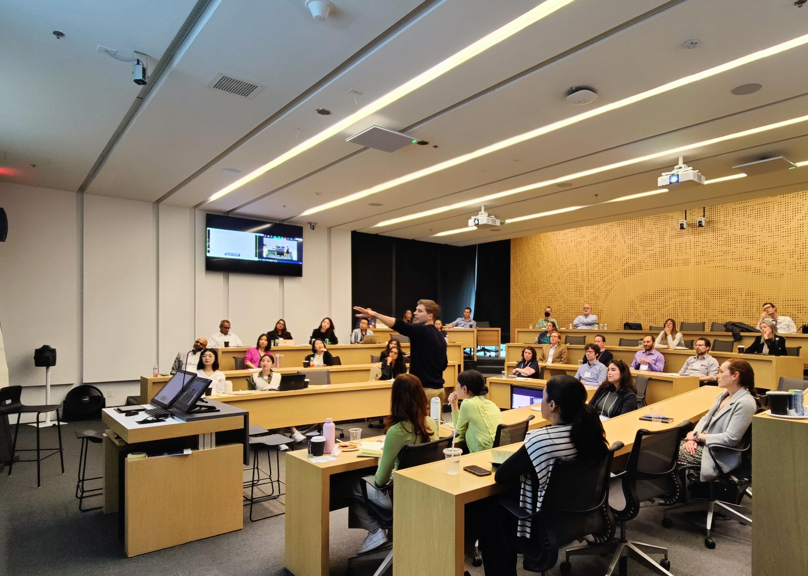 Frequently asked questions | Rotman School | University of Toronto